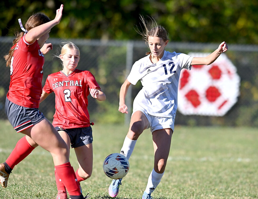 BG soccer ladies continue to roll | News, Sports, Jobs - Altoona Mirror